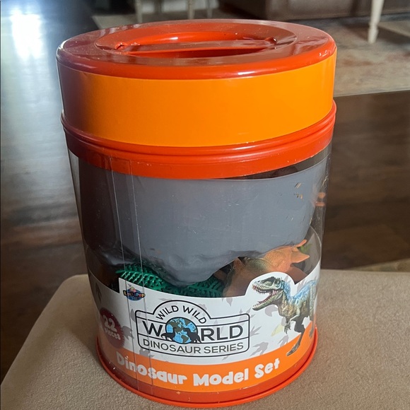 Toys | Wild World Dinosaur Model Set | Poshmark